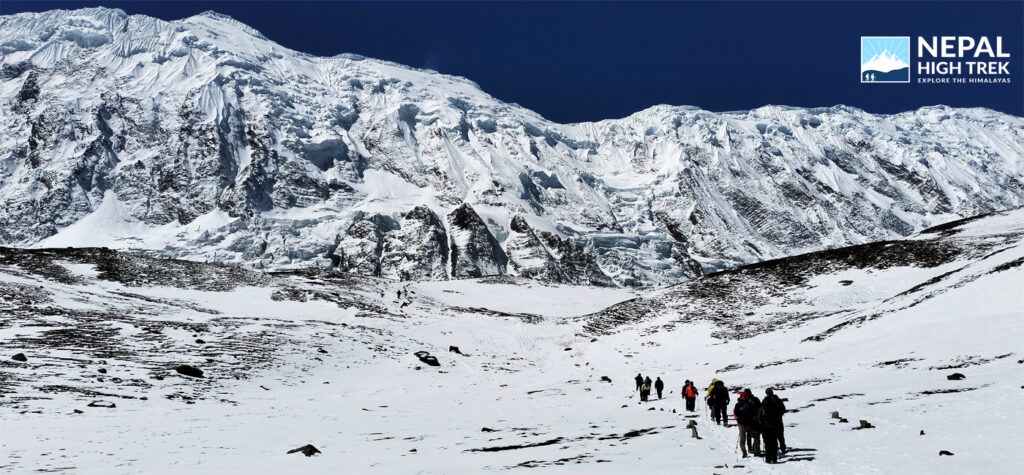 Annapurna Circuit Trek with Tilicho Lake: Cost, Itinerary, Difficulty